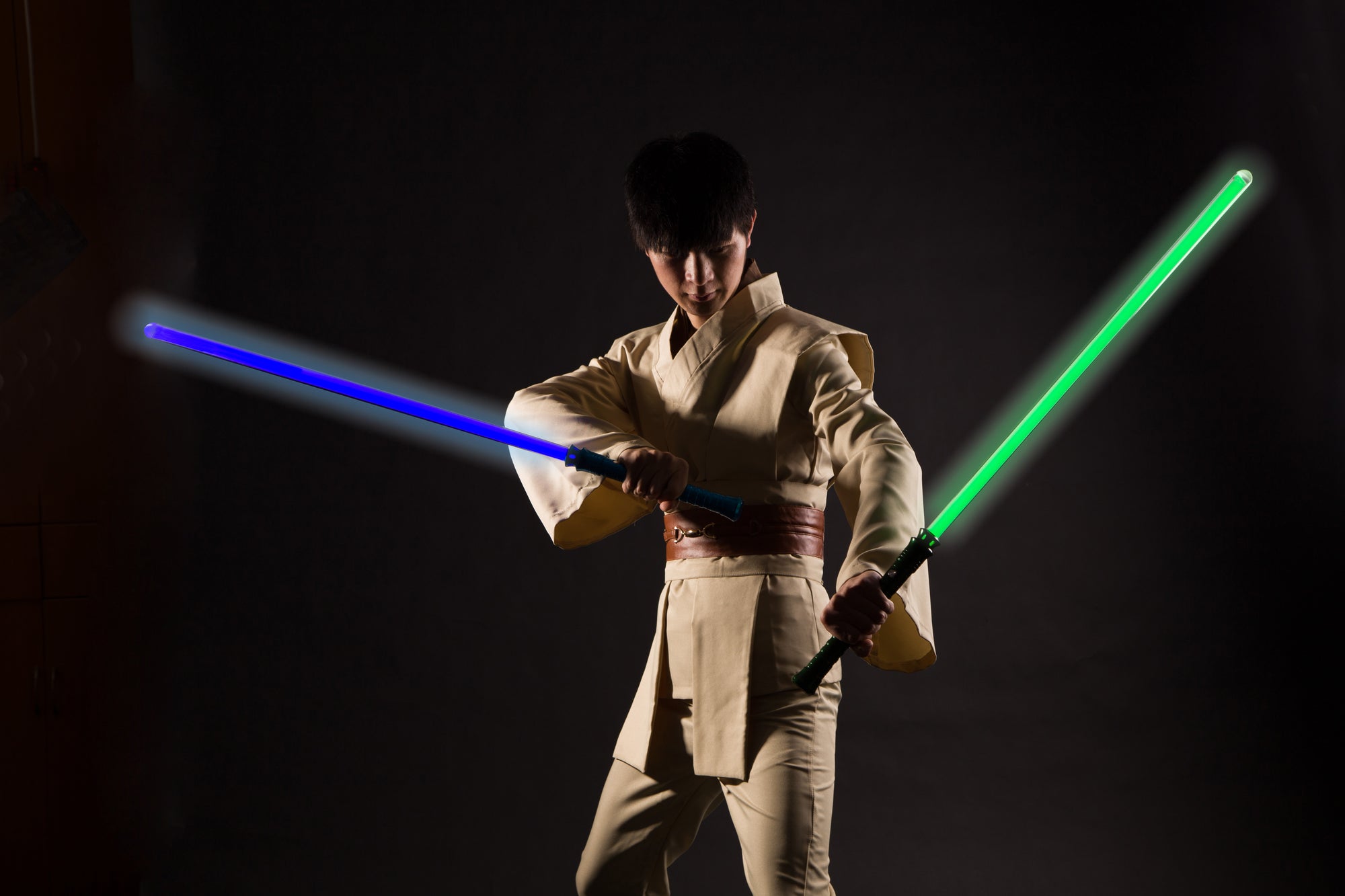 Custom Pixel Combat Metal LED Pixel Sabers Australia – Lightning Stik